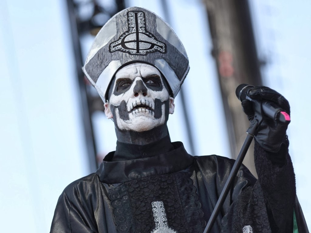 Bezos bionic eyeball described by victims. > General Discussion > AR15.COM