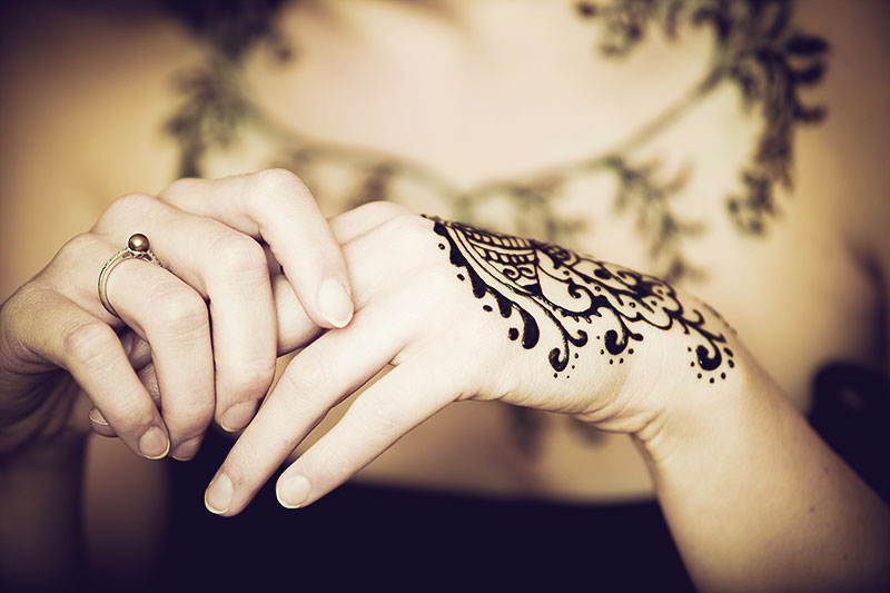 Badar Henna Jogja: TIPS Memakai Henna Mehndi Agar Awet