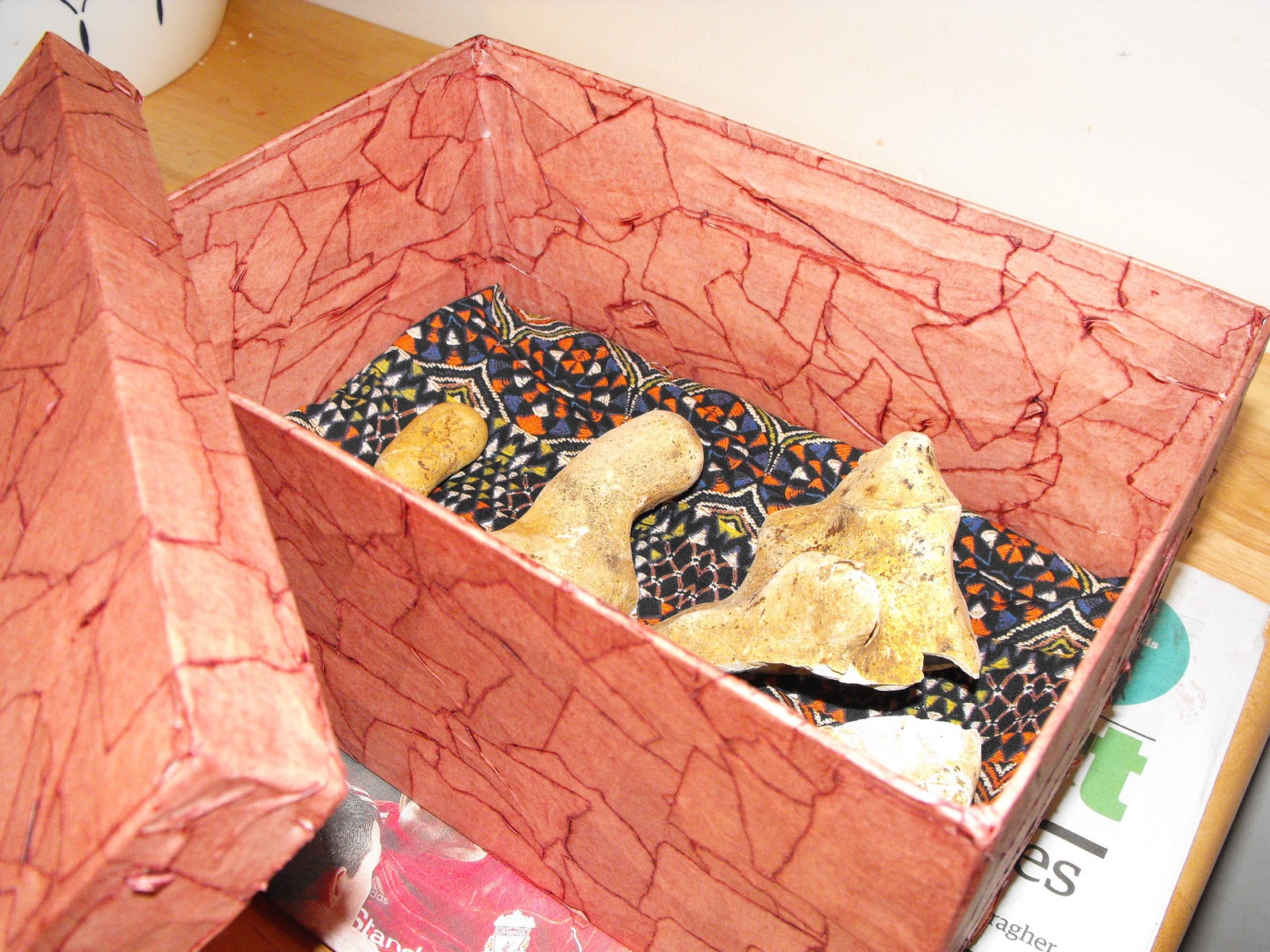 Spidergrrl vs The World: Making it (doo doo doo)