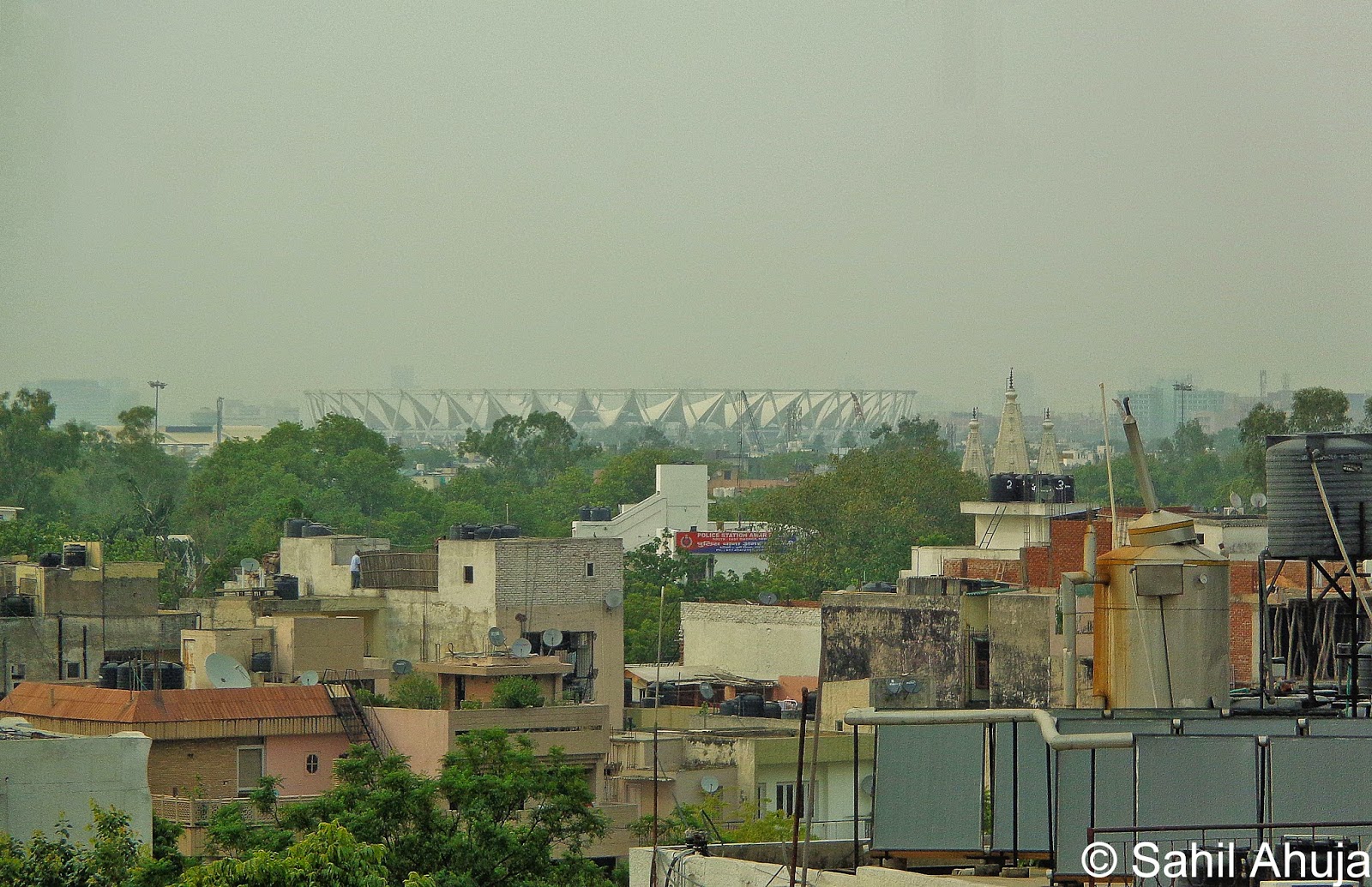 Pixelated Memories: Lodi Road - Jawahar Lal Nehru Stadium Trail, Delhi