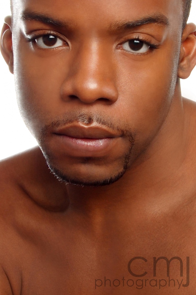 artistryMuse: Leon Williams - Model and More...