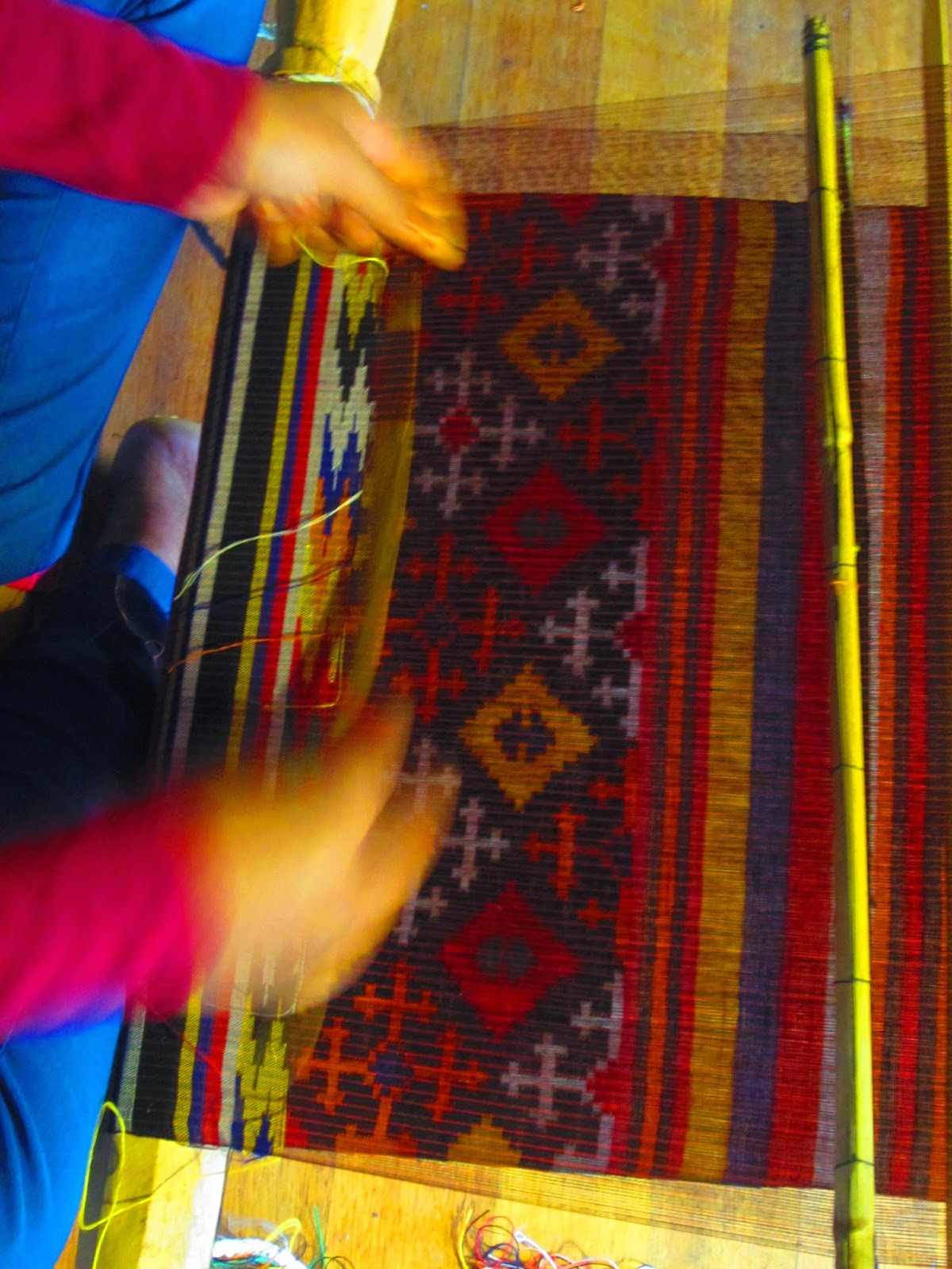 Itchy Toes Adventures: Woven from the Waves: Tausug Weaving ...