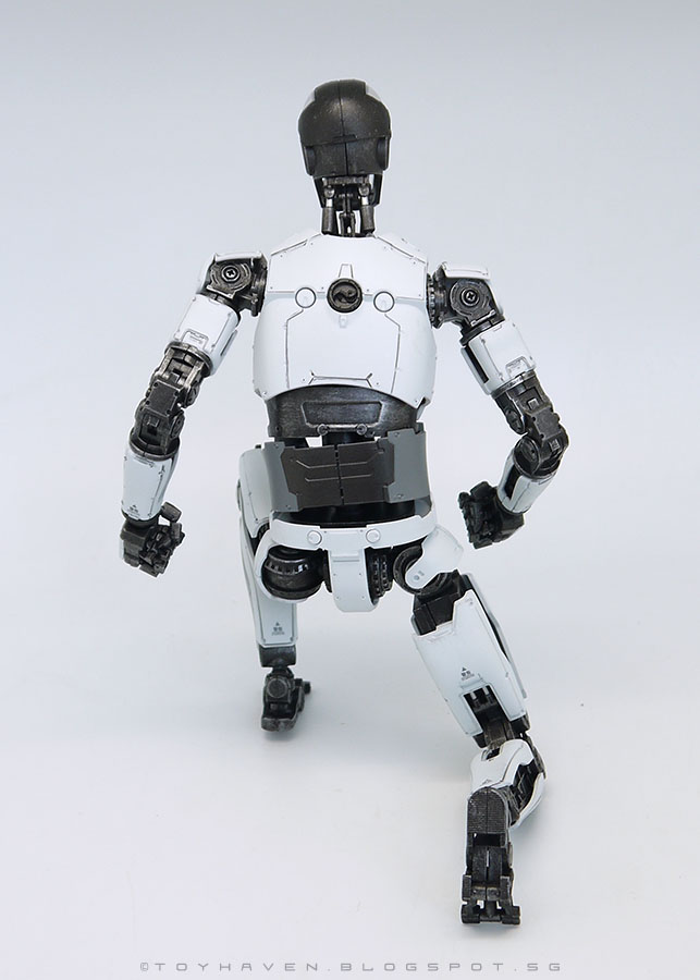 toyhaven: Review 1: Pew Pew Gun 1/6th scale PINYIKE Robotic Nude Body ...