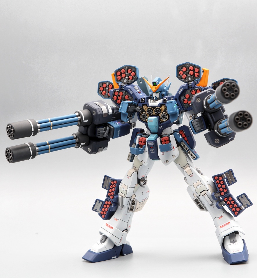 Custom Build: MG 1/100 Gundam Heavyarms Custom EW