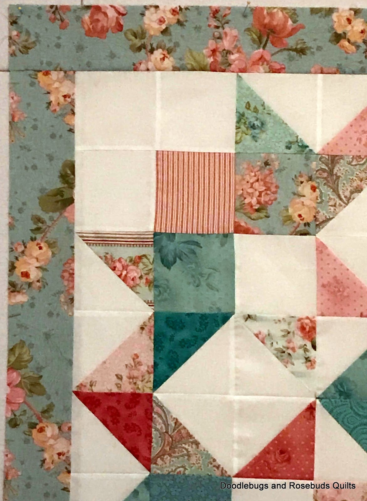 Doodlebugs and Rosebuds Quilts: Moda Love Quilt
