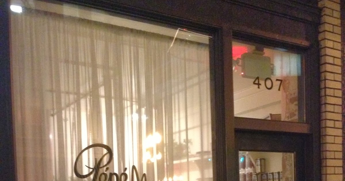 happy hour honeys: Portland Bar: Pepe Le Moko