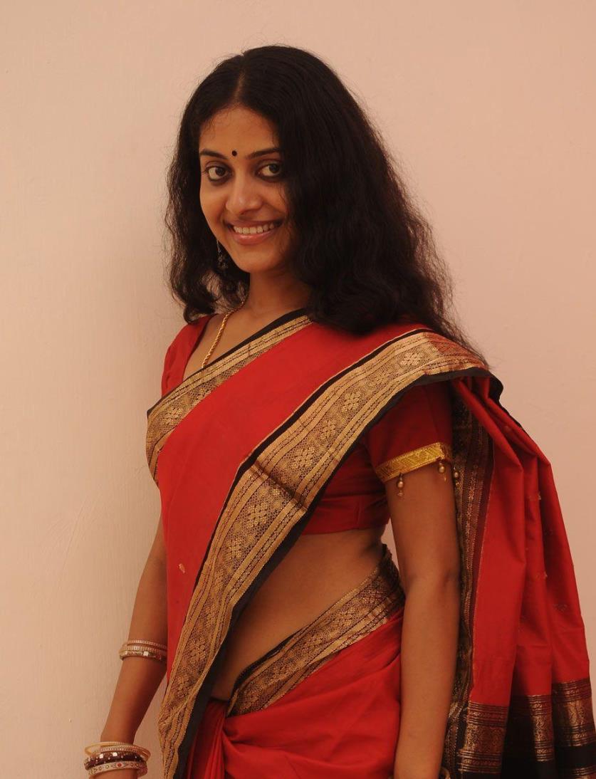 Kavitha Nair Hot Saree Photoskavitha Nair Hot In Red Sareemallu Actress Hotmalayalam Actress