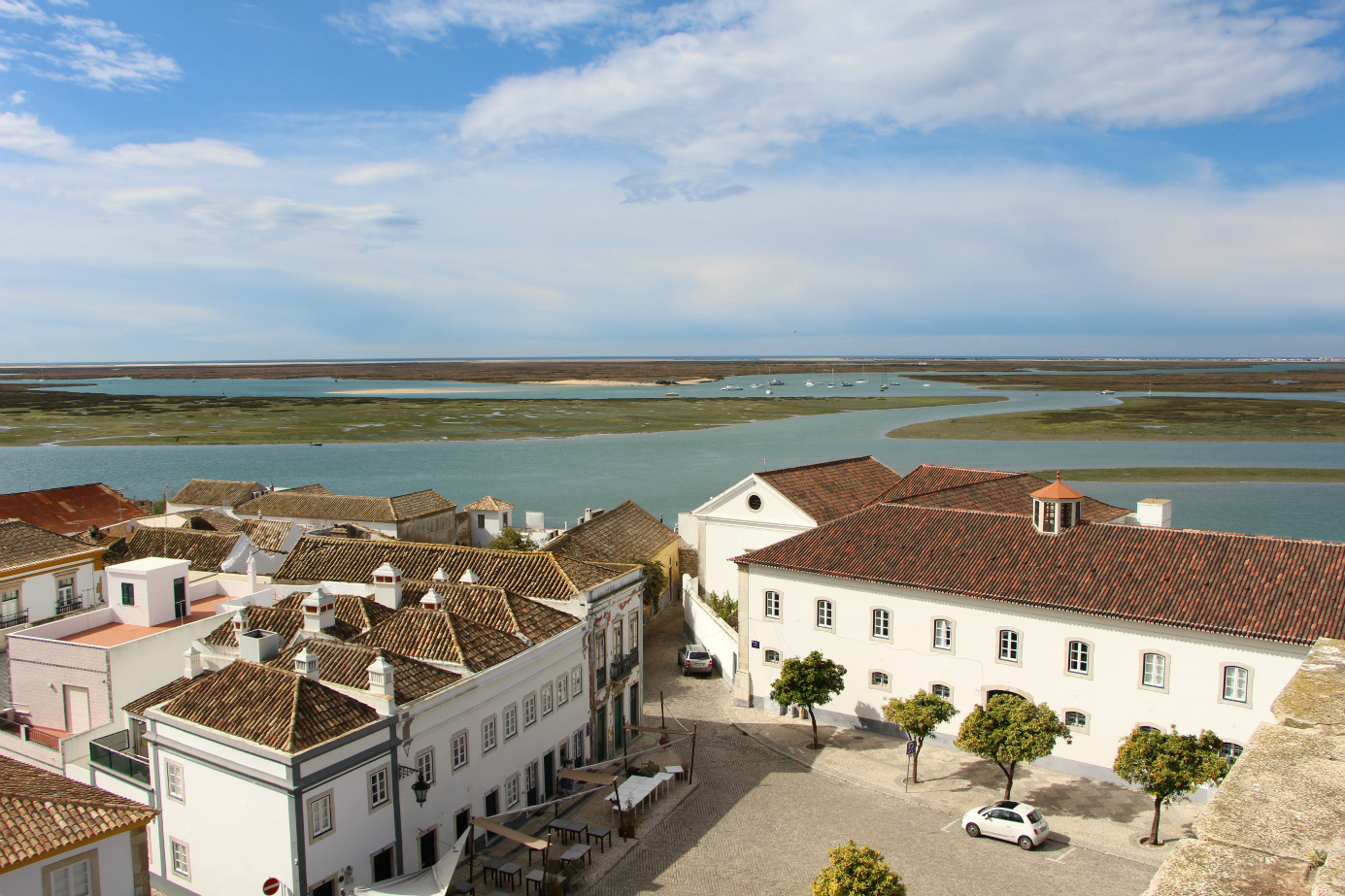 Uma manhã na Cidade Velha de Faro