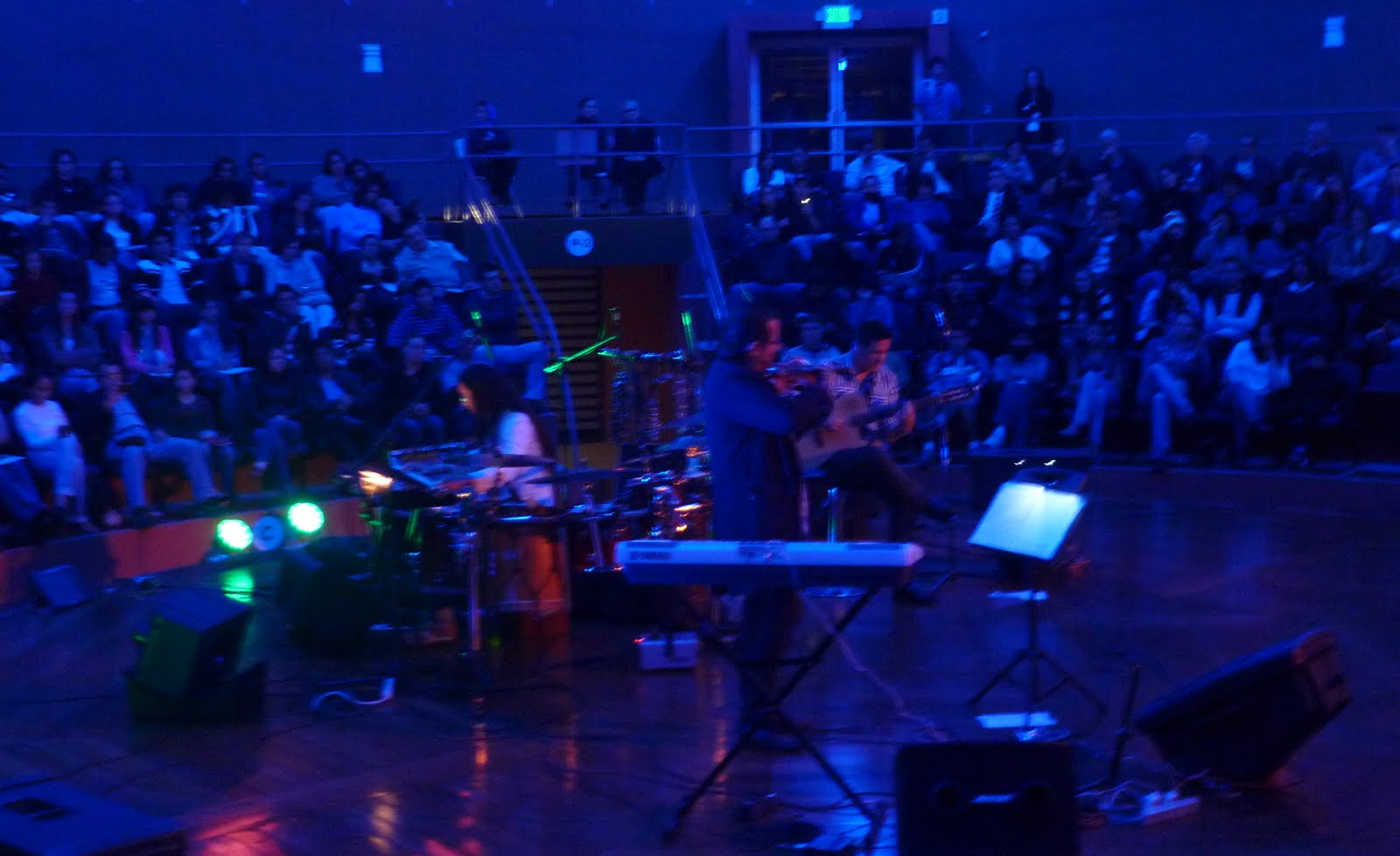 Desde Cartago: Editus cierra el III Encuentro de Guitarras 2011 en gran ...