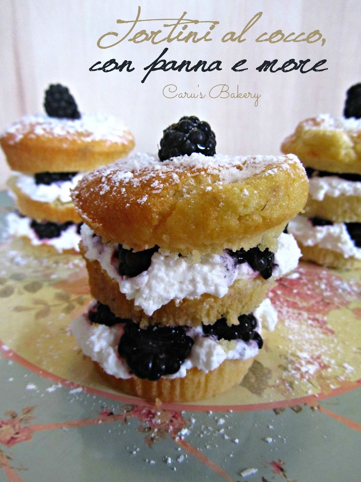 Caru's Bakery: Tortini al cocco con panna e more