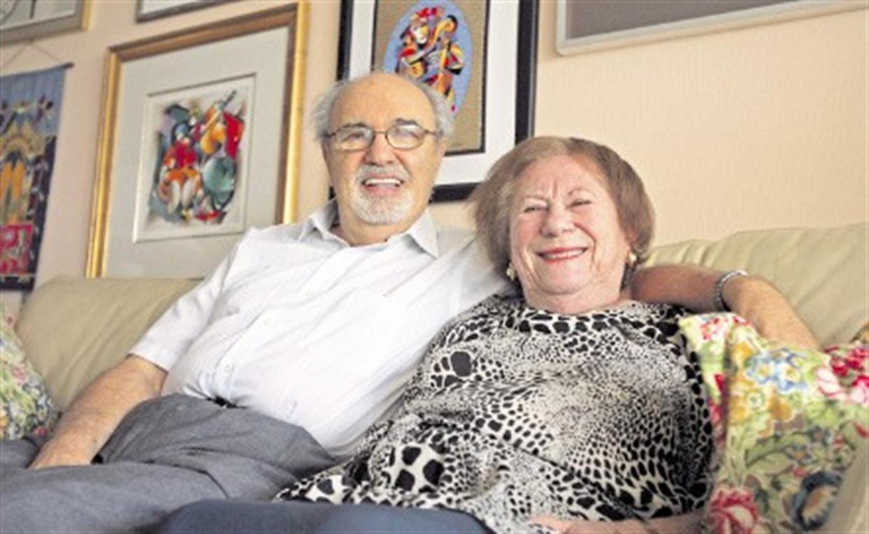 EL Rincón de Yanka: LA NIÑA DE LAS MANZANAS I Y II