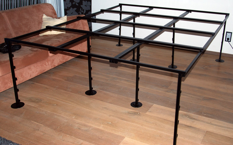 Realms of Miniatures: Modular Gaming Table: Part 1