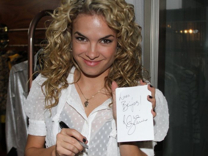 rebeldes para sempre: Pode haver matéria sobre Lua Blanco no "Tv Fama" hoje!