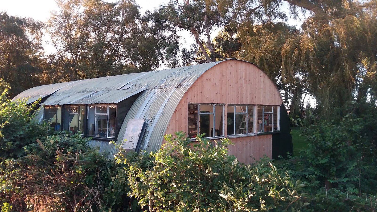 Ben Emerson Artist: Nissen Hut Pottery Studio