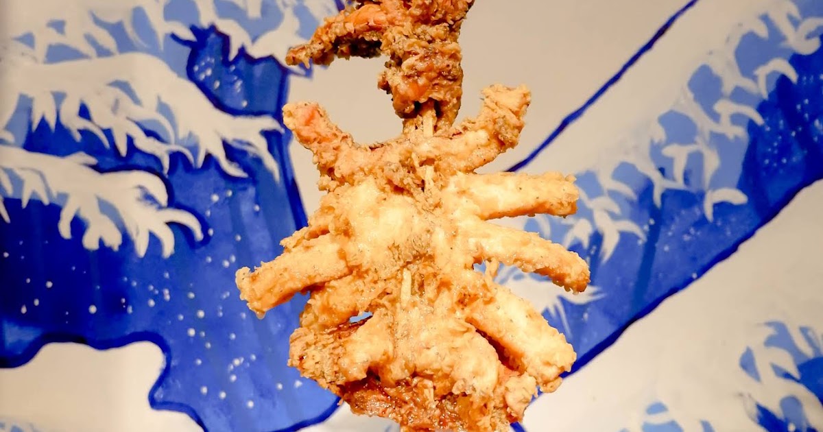 GIANT BUTTERFLY SQUID FROM ABOVE SEA LEVEL REVIEW