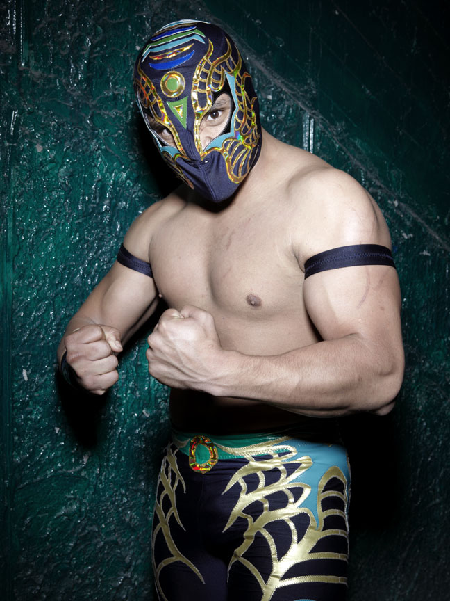 Alex Grace Photo Blog Spot: Luchador Titán