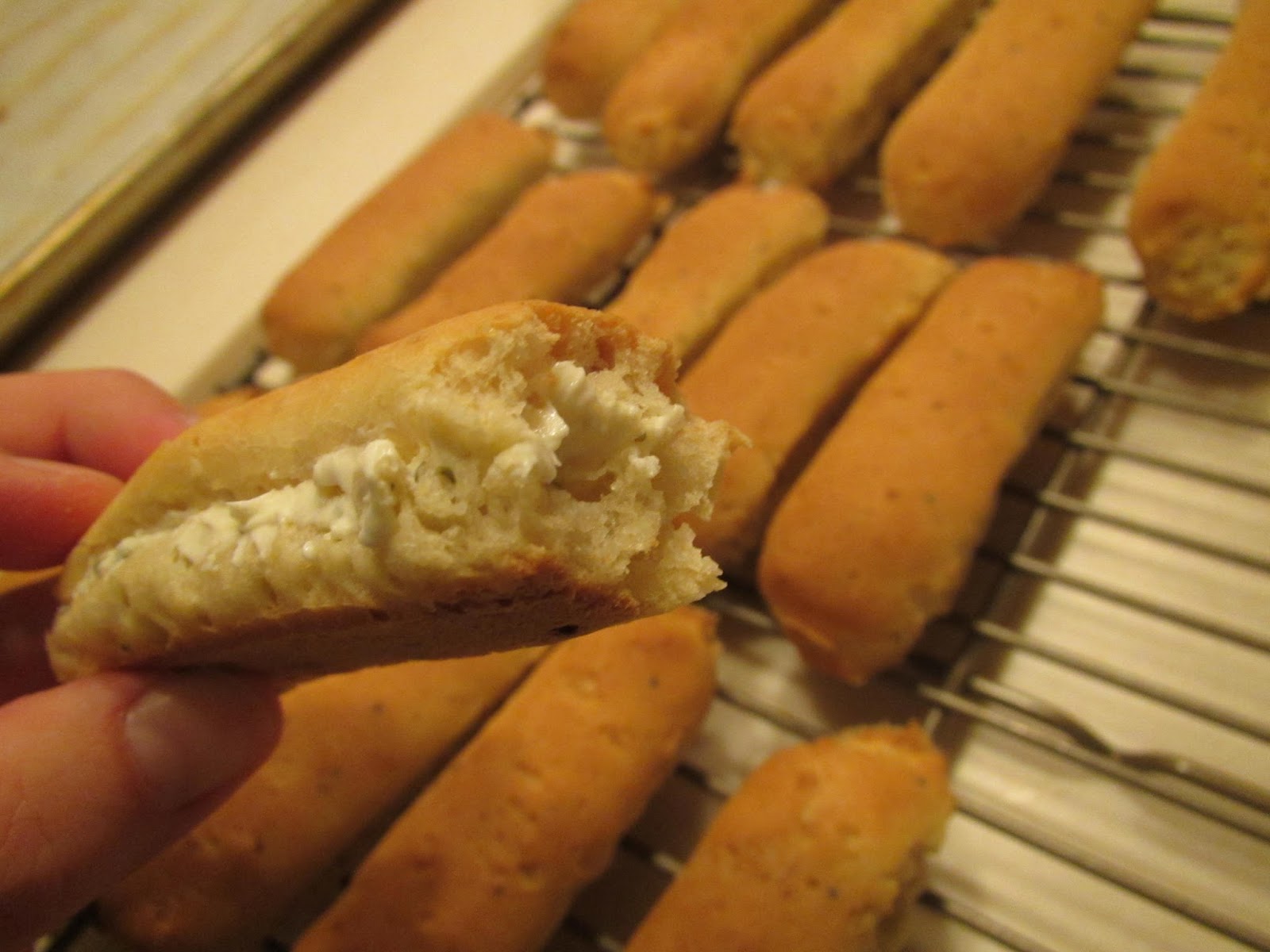 Successfully Gluten Free! : Garlic (& Poppyseed) Bagels & Bagel Sticks ...