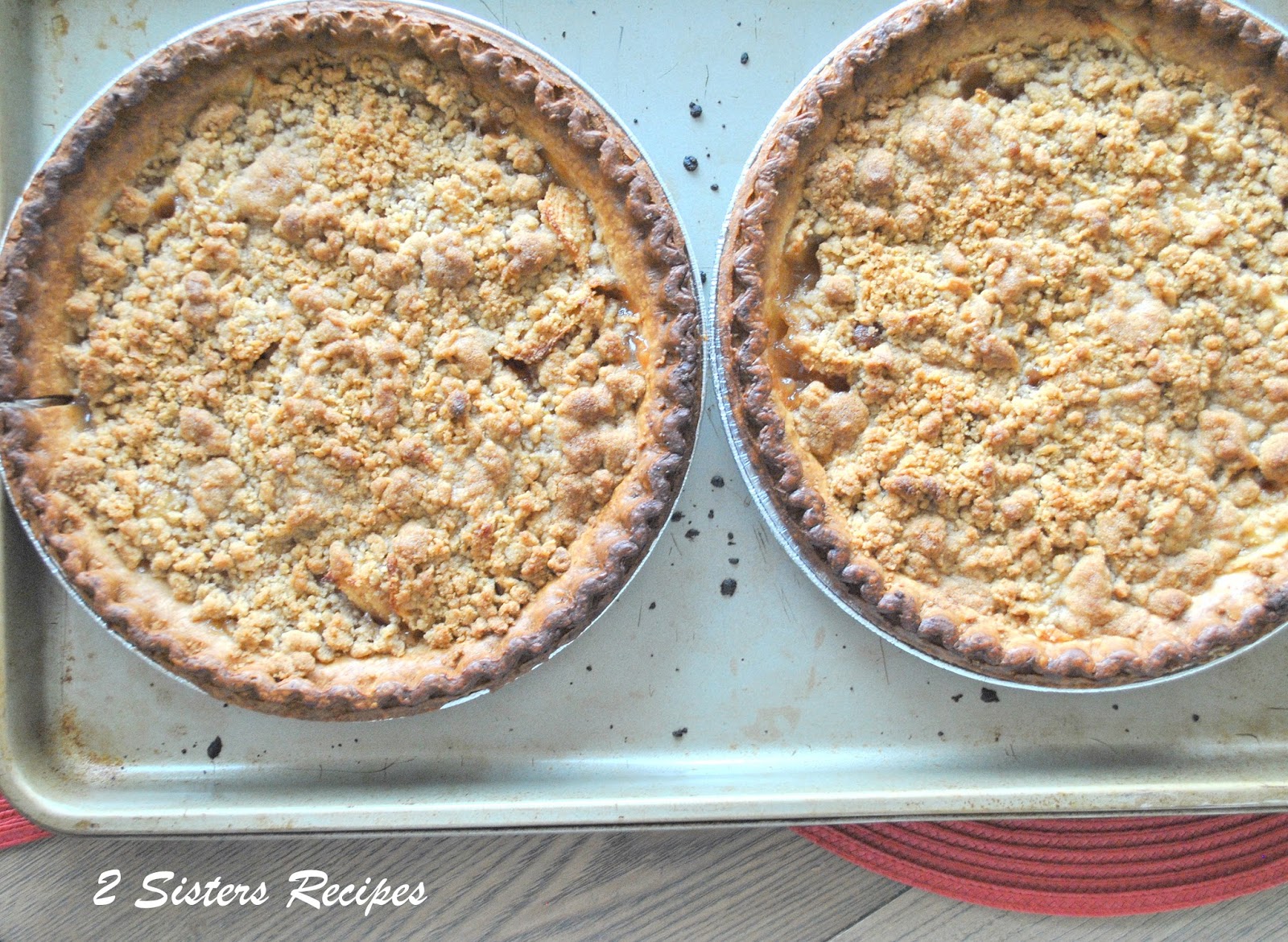 EASY Apple Crisp Pie - 2 Sisters Recipes by Anna and Liz