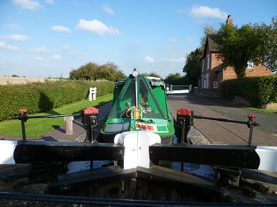 Sheila & Kev's Canal Journey's on nb. Gordanneus: Top of Bratch Locks ...