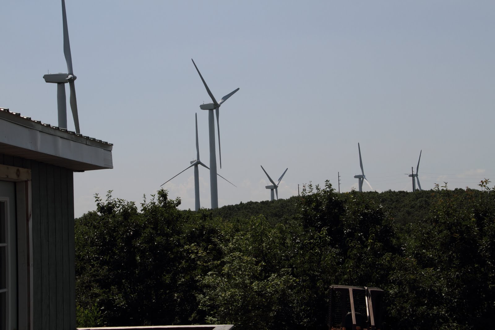 "Broadcast Wind" Blog Spot: Up Close - GE 1.5 MW WTG - Wind Turbines on ...