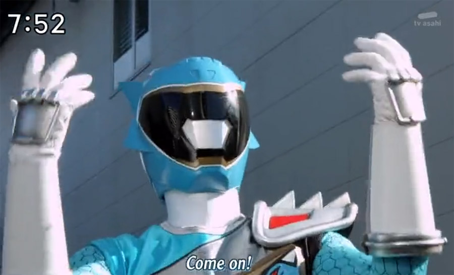 Red and White Sentai: Kyoryuger New Ranger - Kyouryu Cyan Revealed
