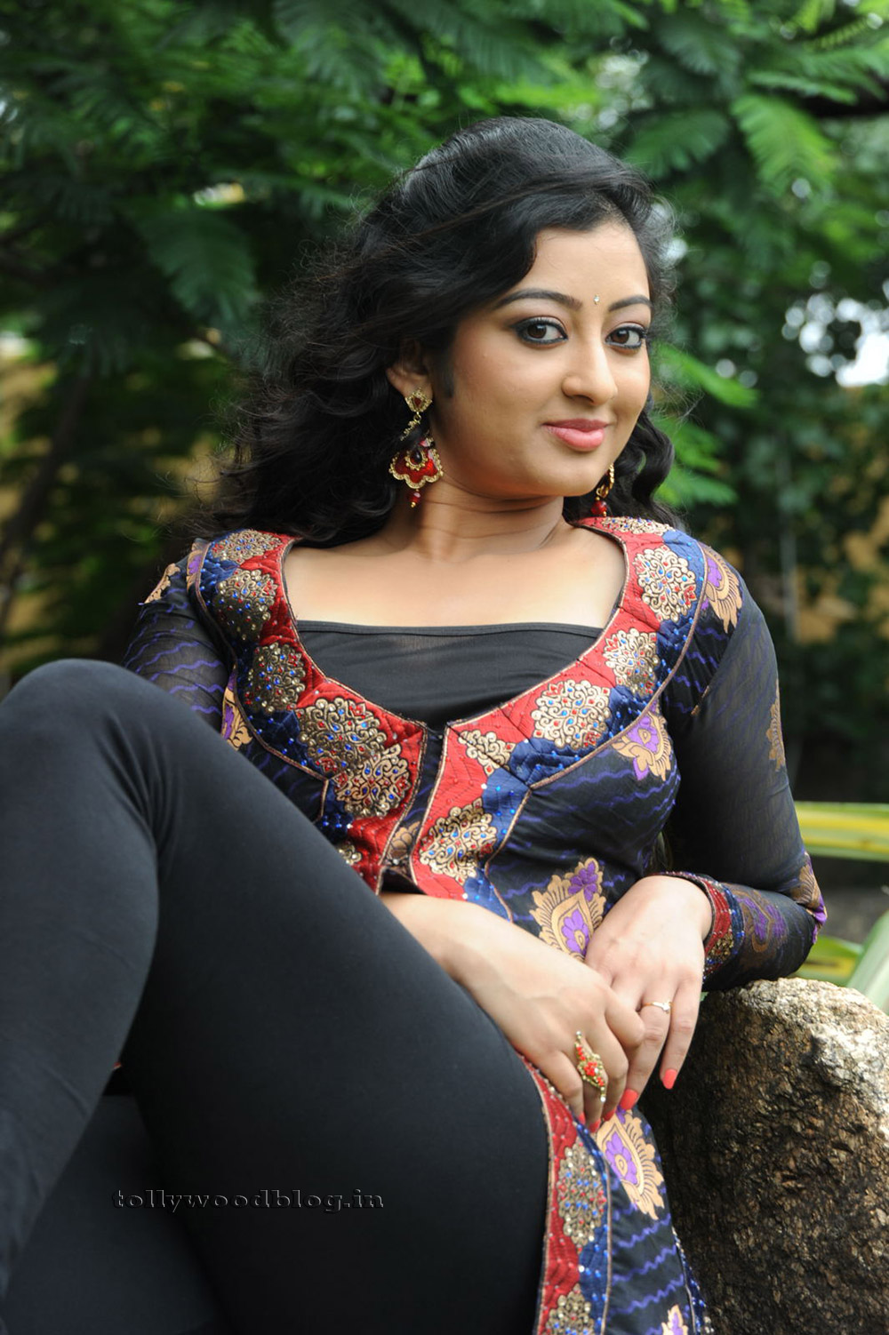 Actress Tanishka Looks Lovely in New Photos : Indian Celebrities - Page 53