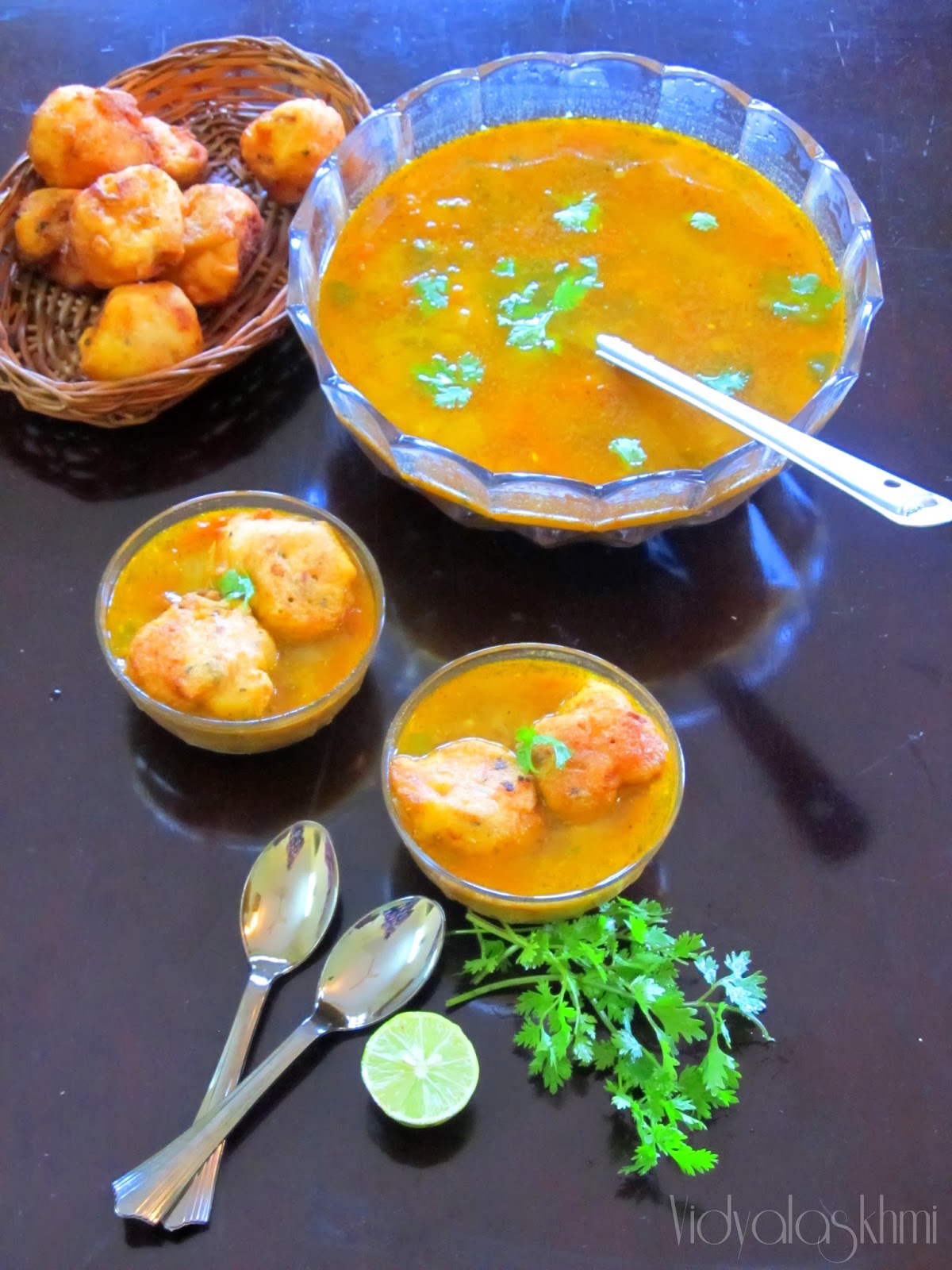 Bonda Soup
