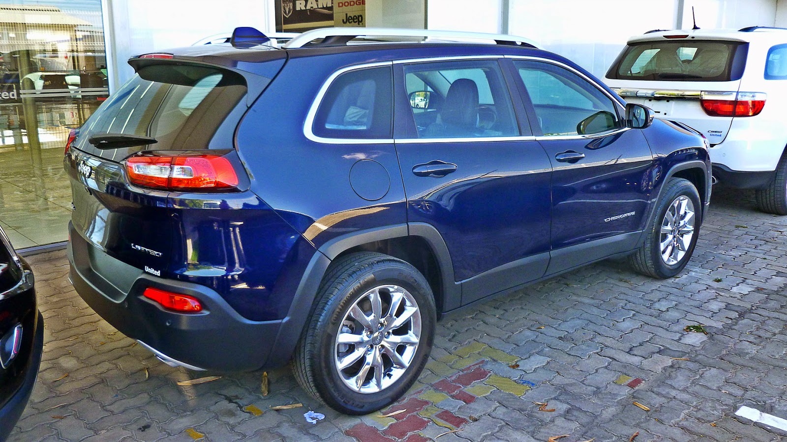 Os detalhes do novo Jeep Cherokee Limited