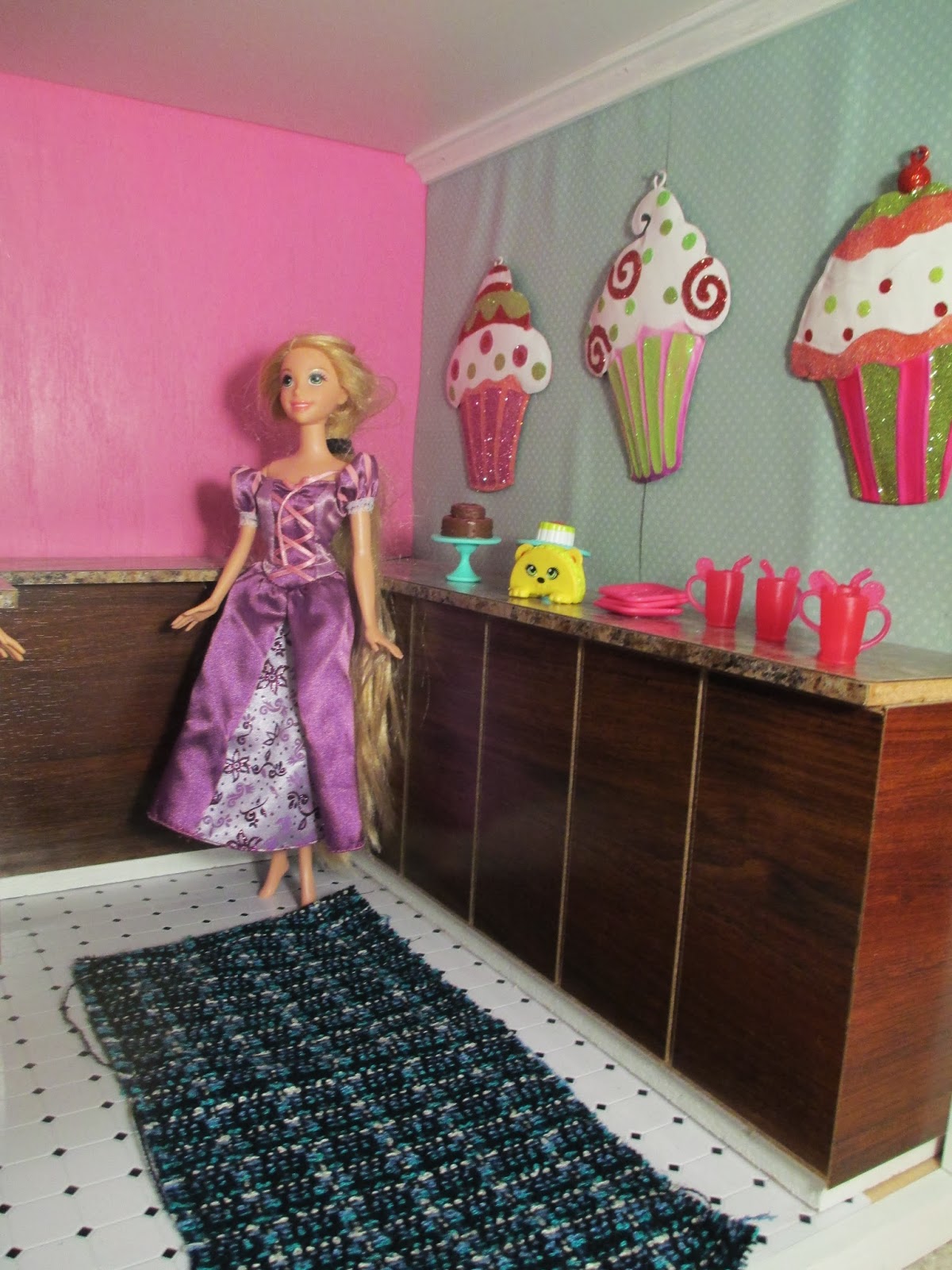 KRUSE'S WORKSHOP: Building for Barbie on a Budget