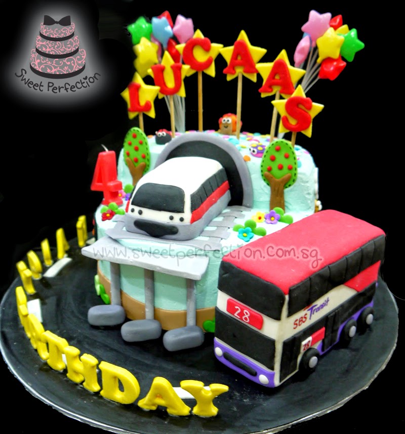 Cupcake Divinity: Mrt & Bus cake