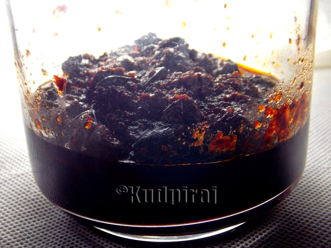Kudpiraj's Garam Tawa: Angoori Chutney(Spicy Grape Chutney)