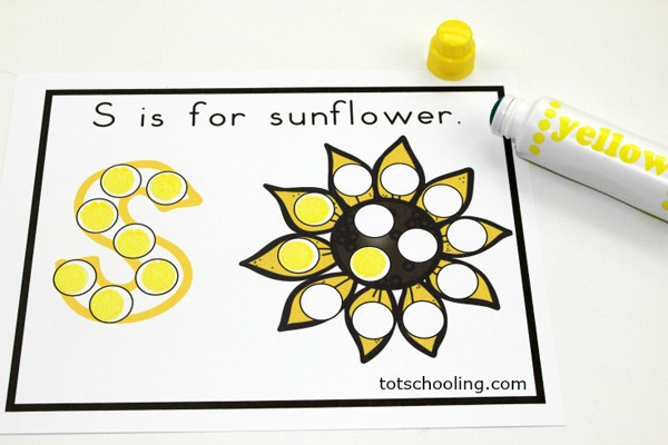 Fall ABC Dot Pages | Totschooling - Toddler, Preschool, Kindergarten ...