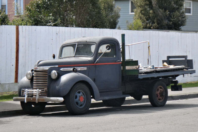 California Streets: Oakland Street Sighting - 1939 GMC AC 1-1/2 Ton ...