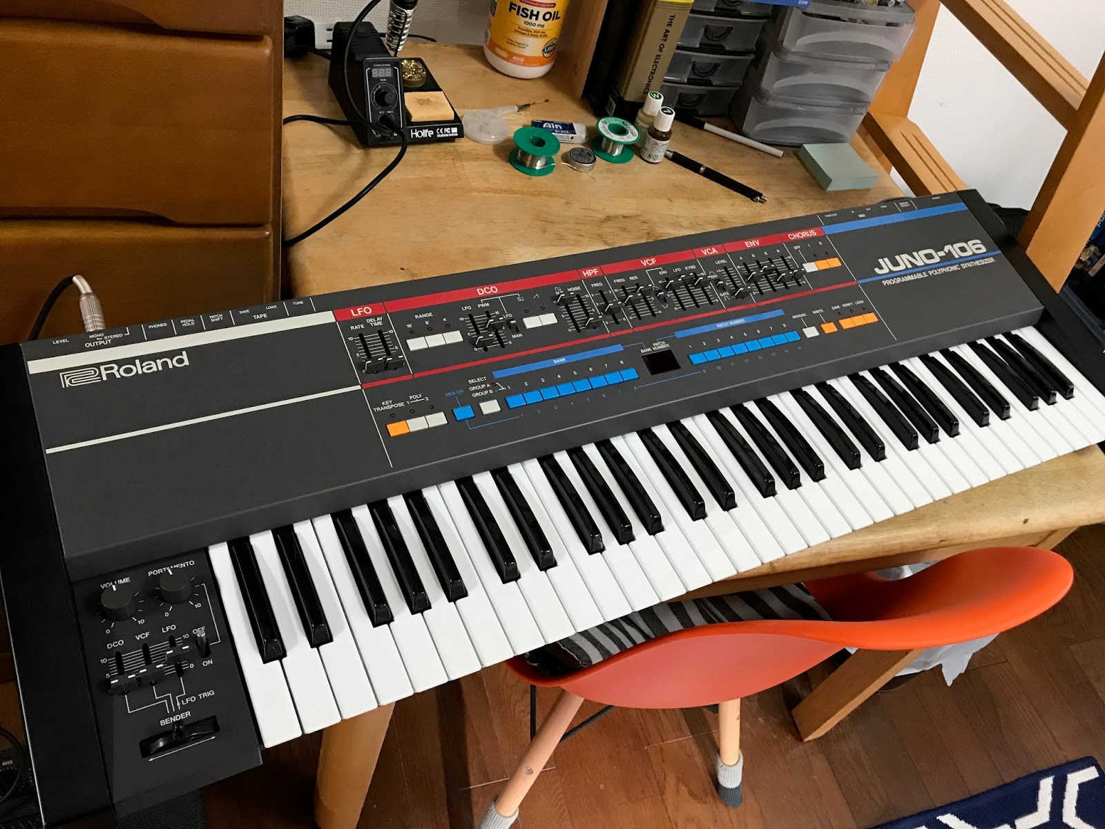 Roland Juno-106 (Part Five - Sliders And Buttons)