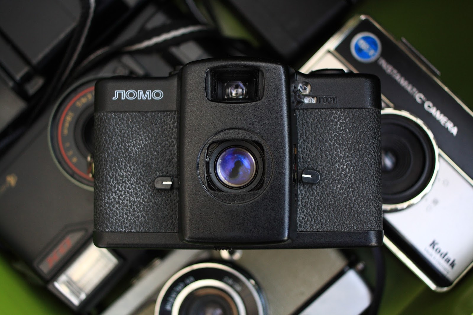 Old camera collection: Lomo LC-A, compact and fast