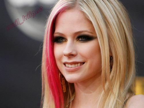 Blog das Meninas: Mecha rosa no cabelo loiro