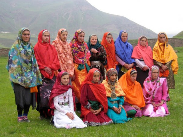 FolkCostume&Embroidery: Costumes of Dagestan
