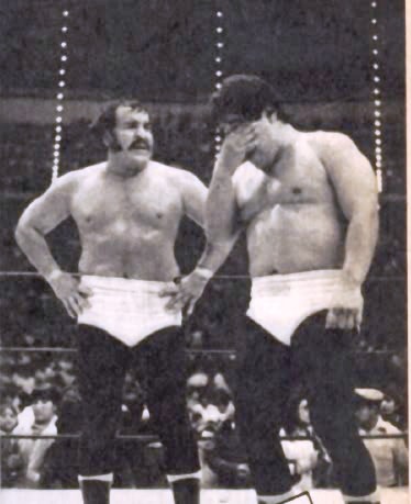 Sensacional de Luchas: Fotonovela de Raúl Reyes y Benny Romero, Los ...