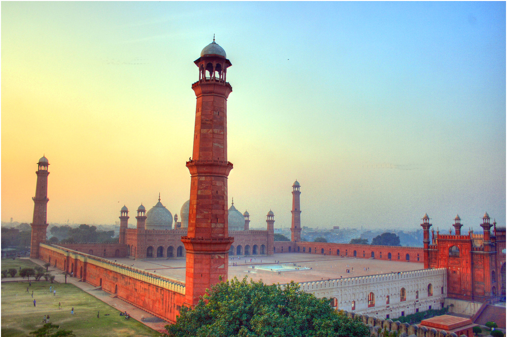 Badshahi-Masjid