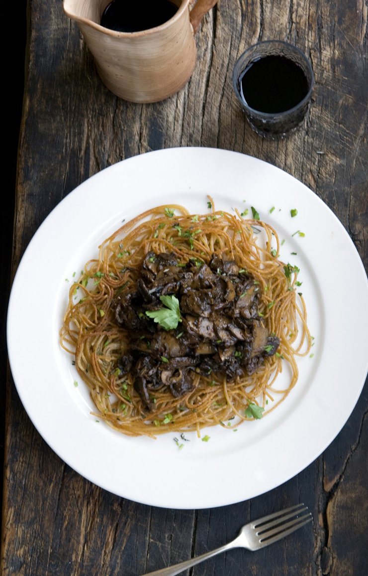 Wild Greens and Sardines : Mushroom Ragout with Crispy Pasta