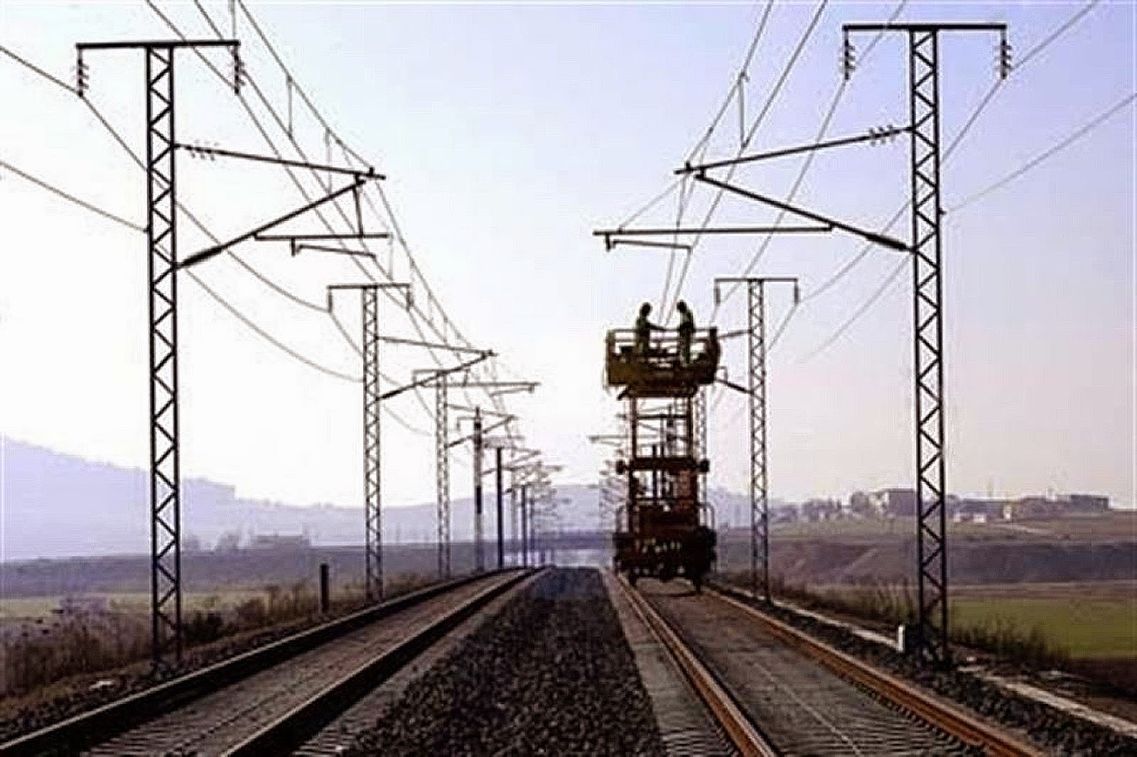 THE RAILWAY - LA VÍA FÉRREA: Basic Notions of Railway Electrification ...