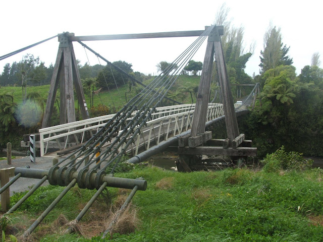 photographing New Zealand: bridges