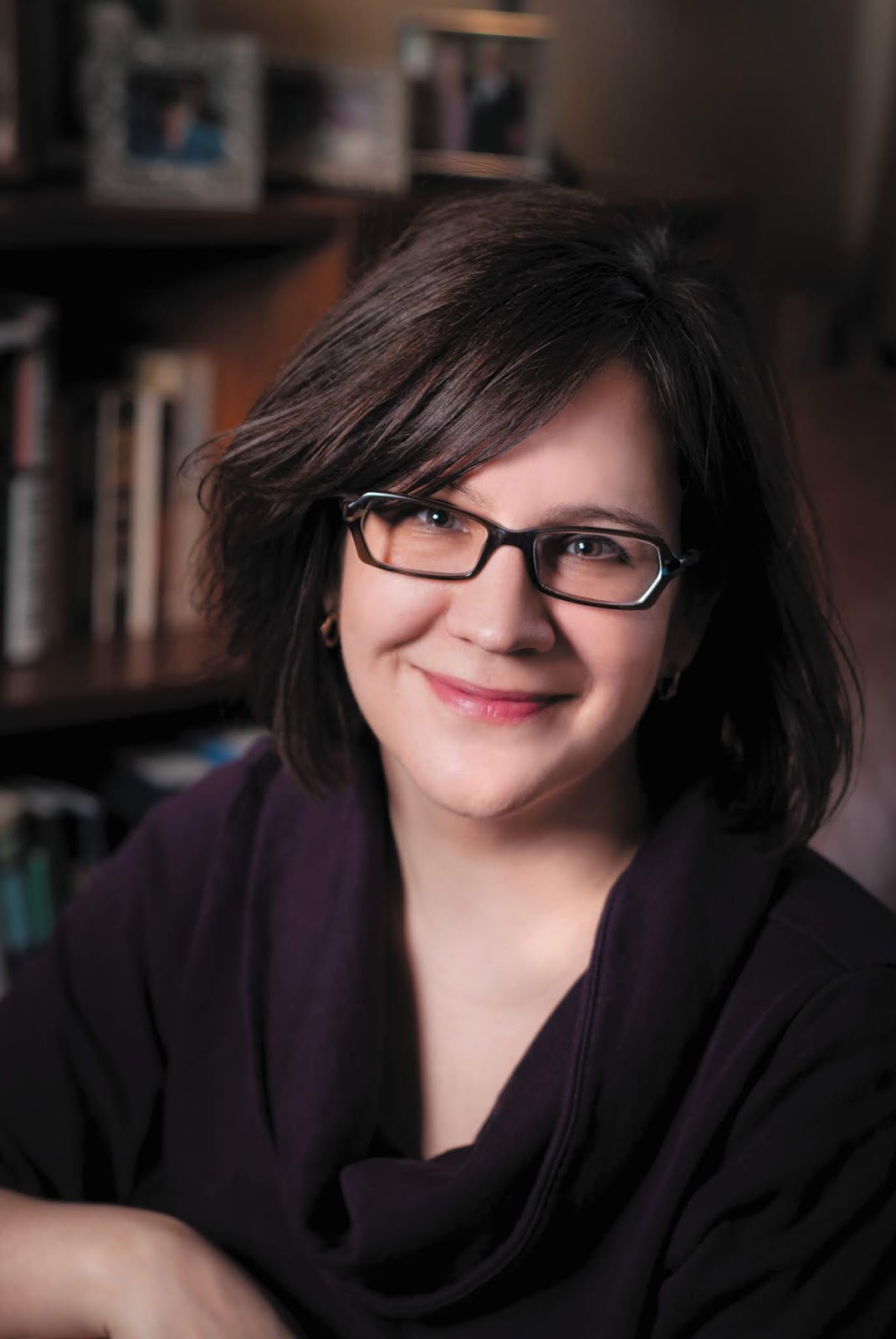 Chick Lit Central: Spotlight and Giveaway: The Gown