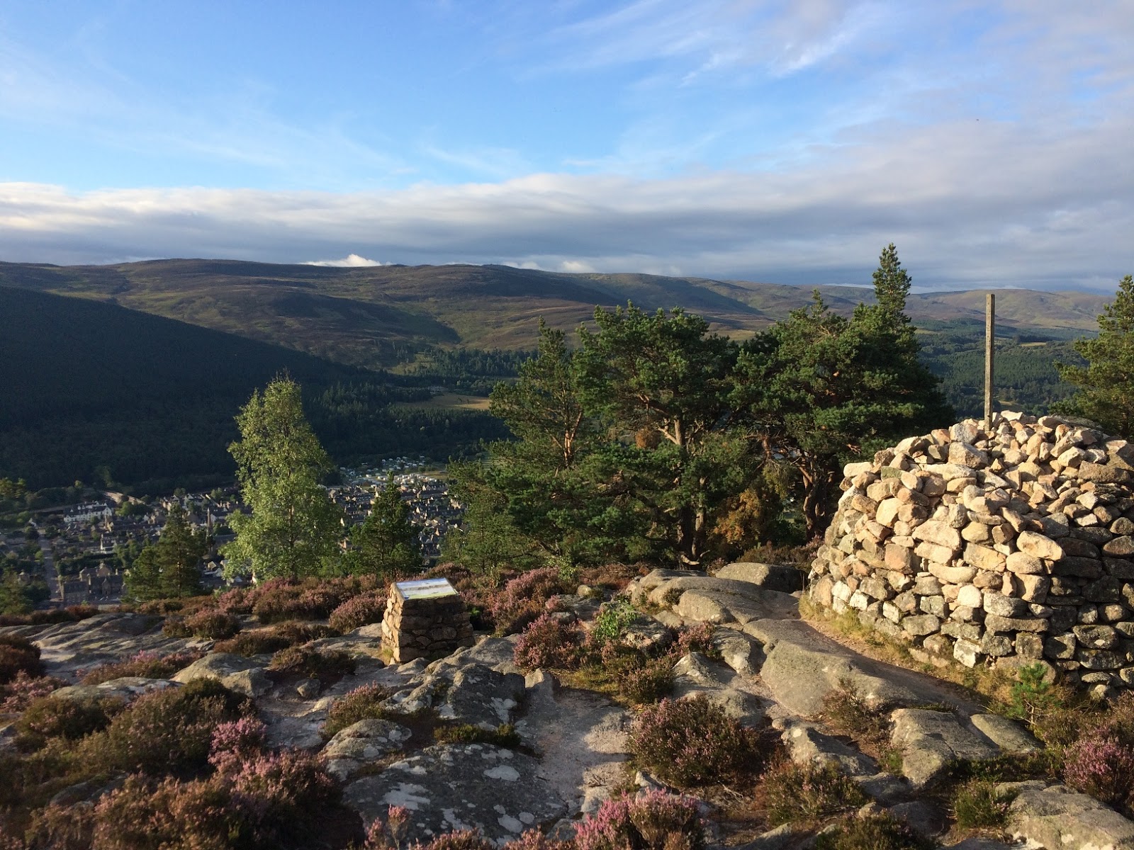 Deesidewalks.com: Craigendarroch - to the top and back