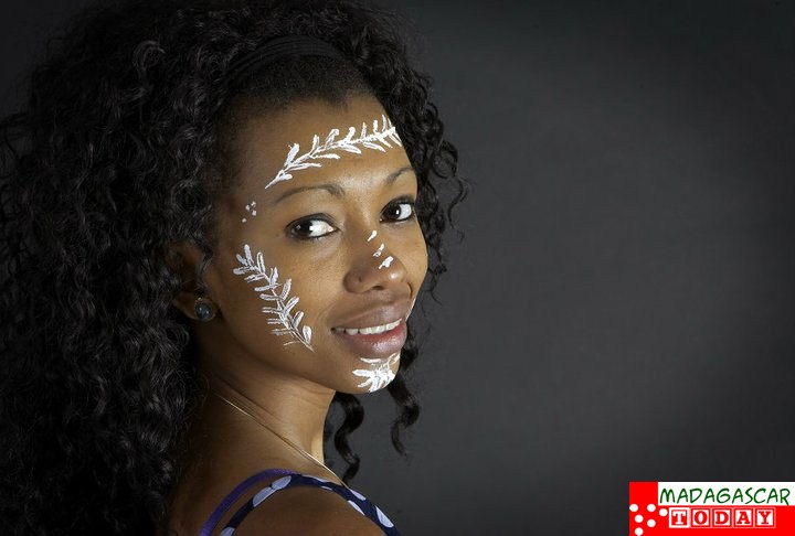 Madagascar Today: Featured Madagascar Musician: Tence Mena