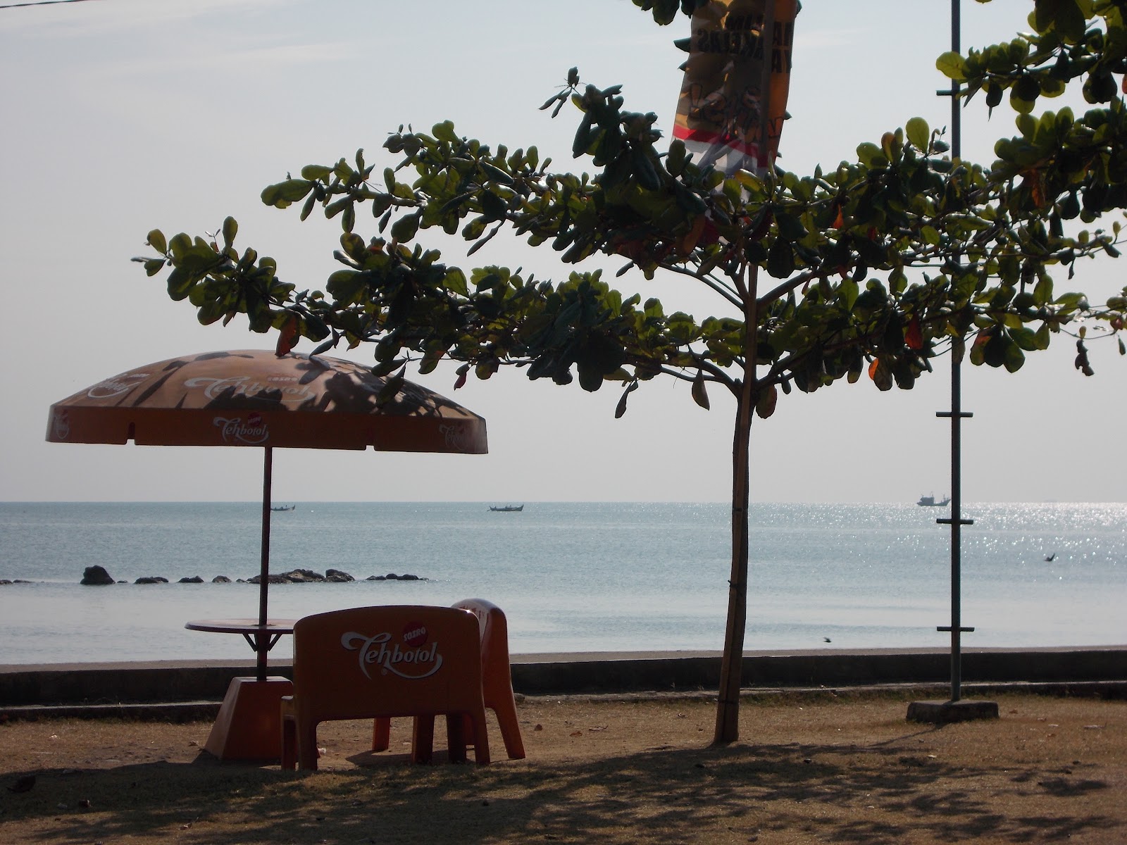 Dampo Awang Beach (Taman Rekreasi Pantai Kartini Rembang ) | Galeri ...