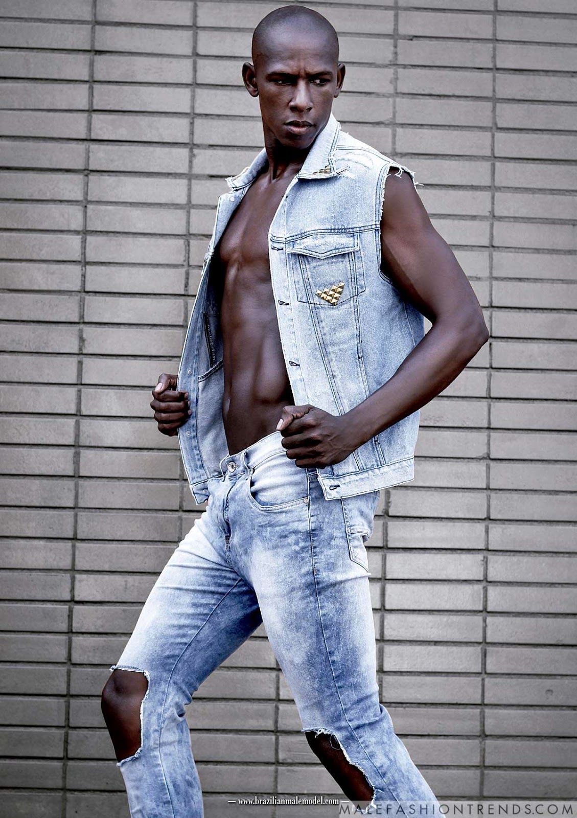 Vinicius Mendez para Brazilian Male Model Magazine por Matheus Muraca