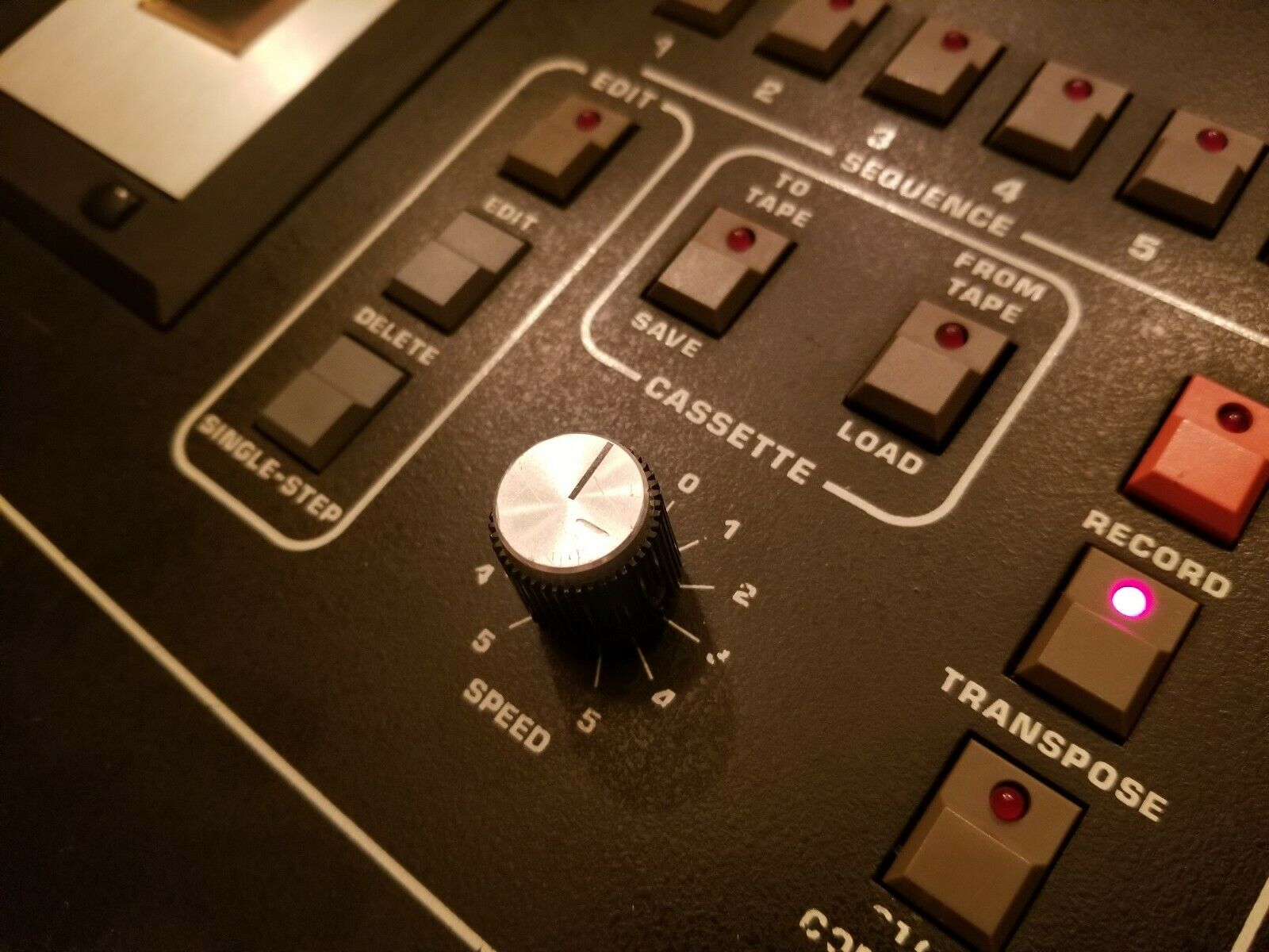 MATRIXSYNTH: Sequential Circuits Poly Sequencer Model 1005