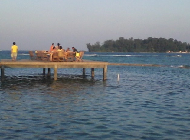 visit to Pramuka Island: Snorkeling tour to beach Pramuka Island