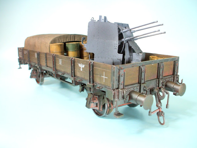Model Building: TRUMPETER RAILWAY GONDOLA